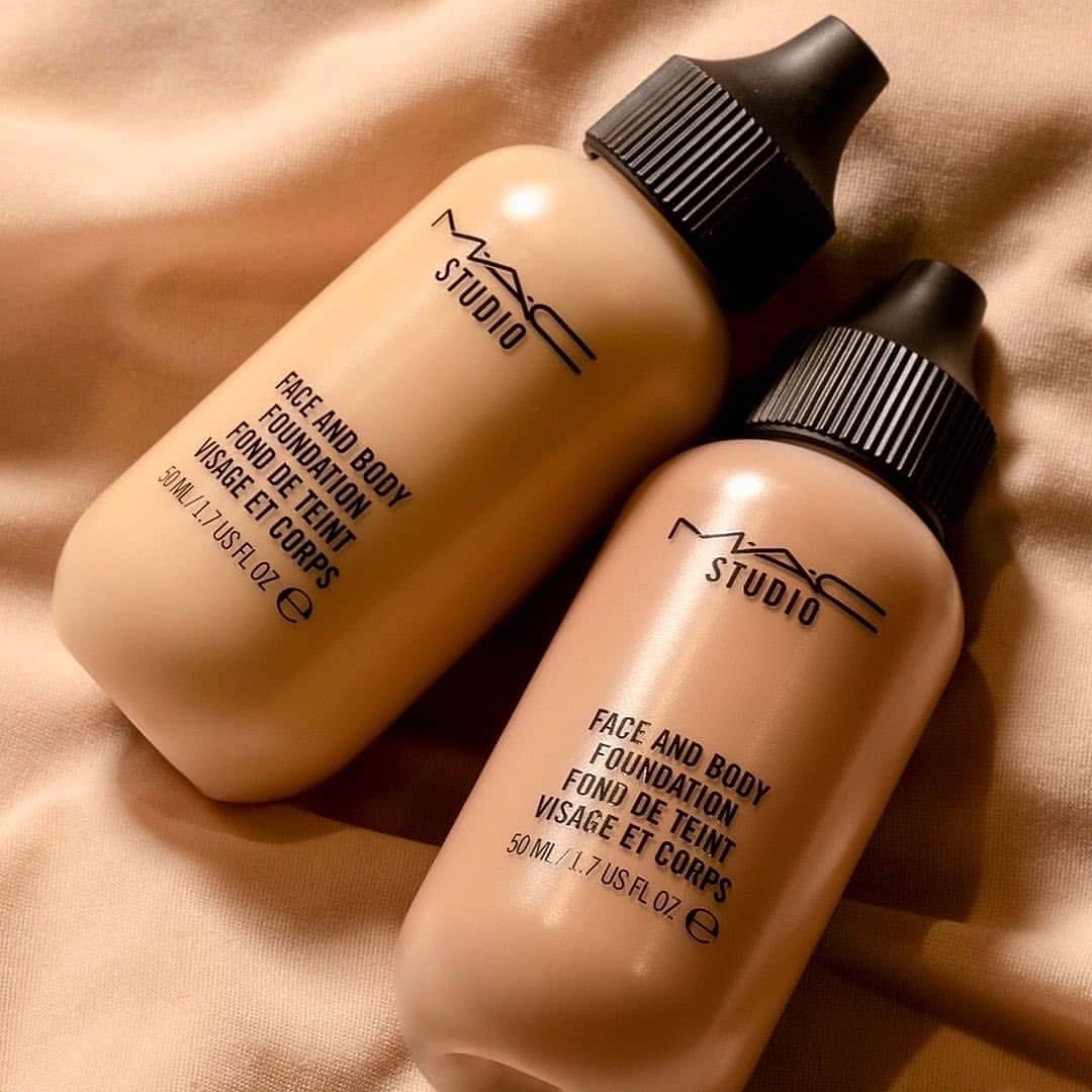 Maquillaje Mac: 5 productos icónicos - Kohlschool